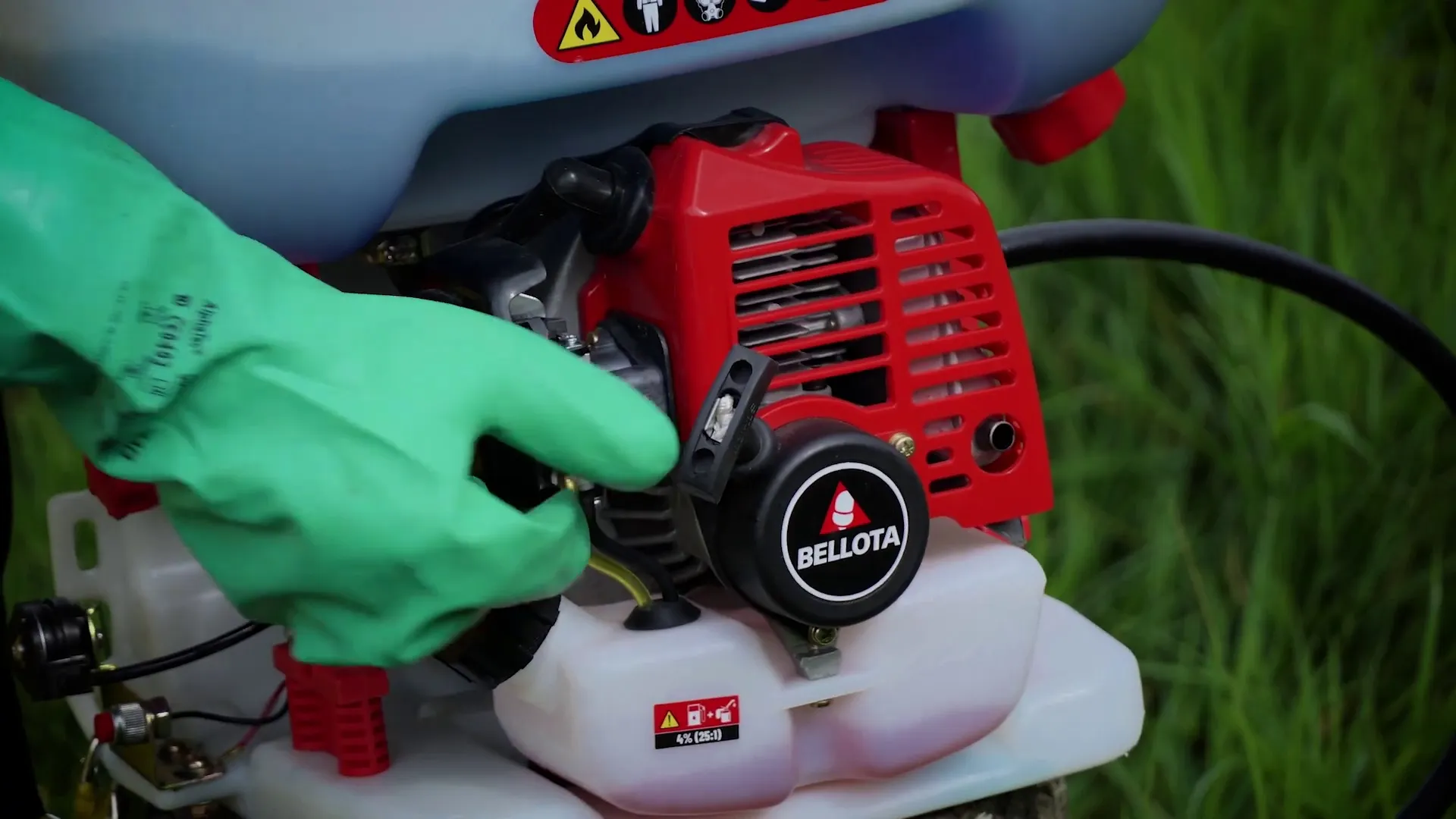 Fumigadora Royal Condor y su destacado funcionamiento en la agricultura